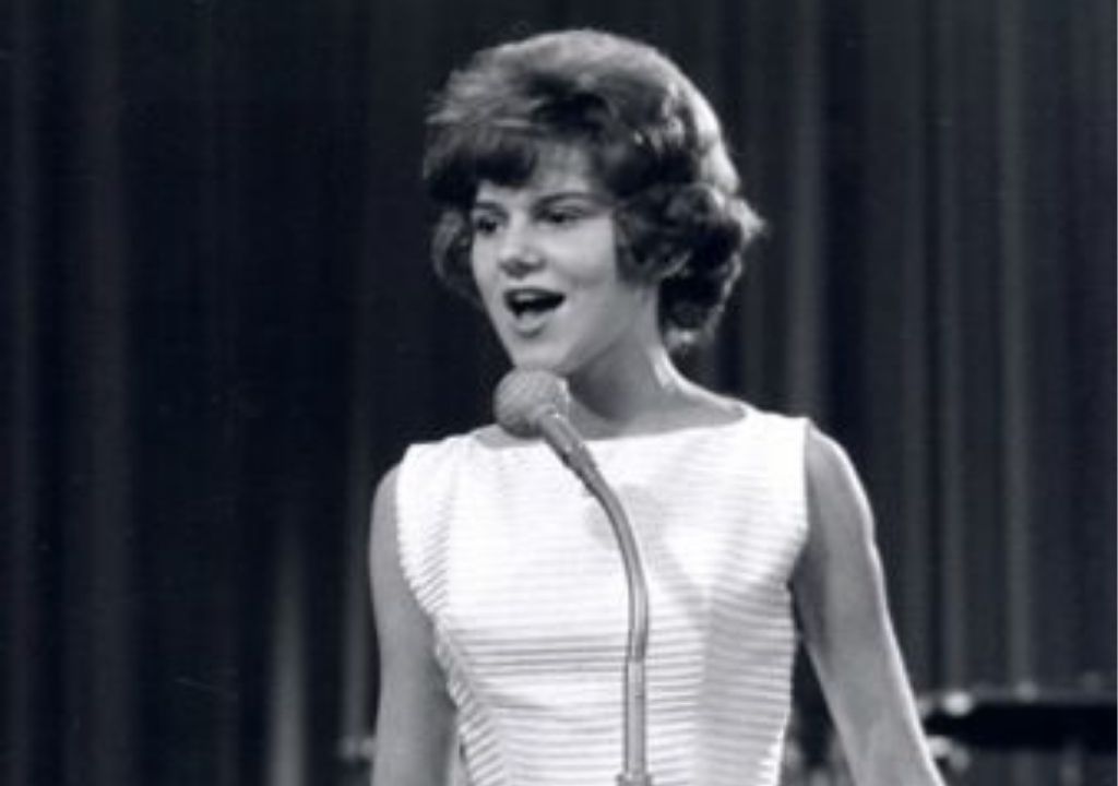 Little Peggy March - I Will Follow Him 1963 - MaiBeautySong